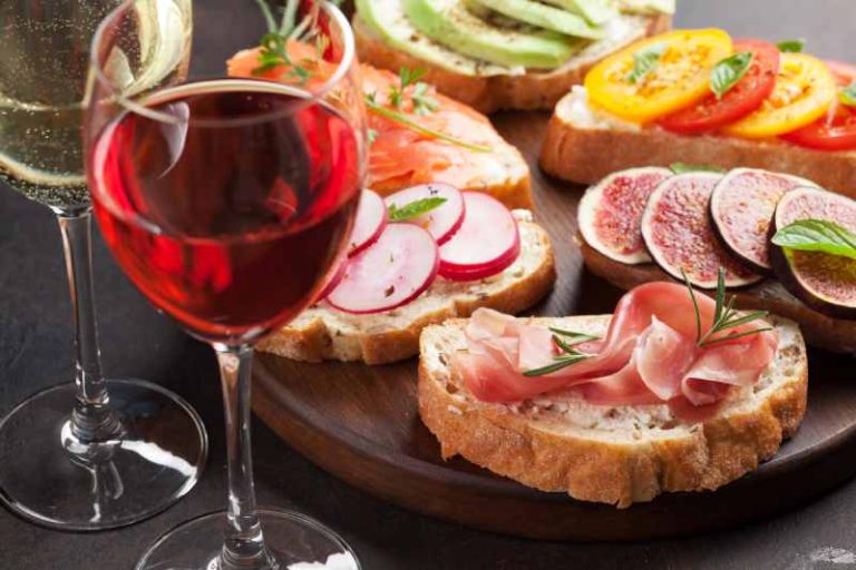 Qué son las tapas en España: cultura y sabores - Spanish360